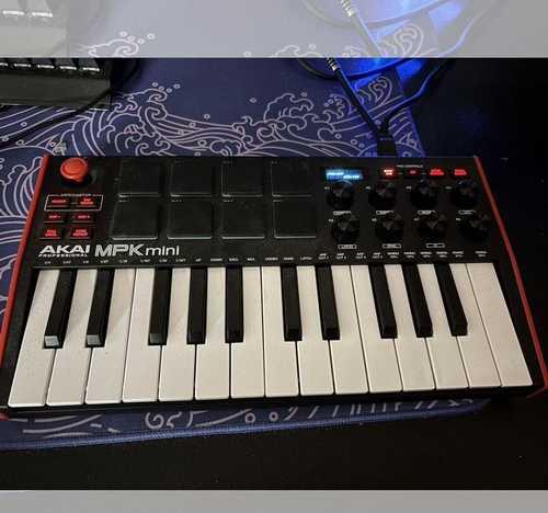 Миди клавиатура akai mpk 3 mini