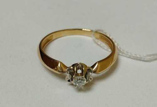 Золотое кольцо 18р с бриллиантом(32080)
