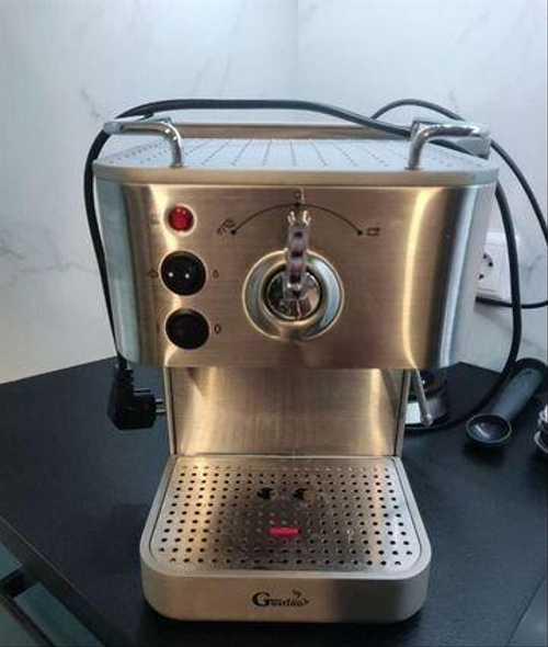Gustino GS-680 Итальянская полуавтоматическая кофе