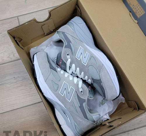 Кроссовки New Balance 990 v3