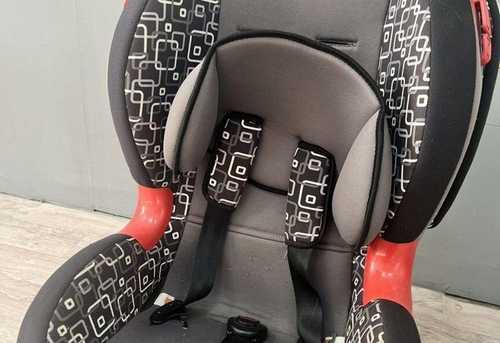 Продам 2 детских автомобильных кресла