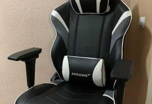 Игровое кресло AKRacing MAX White