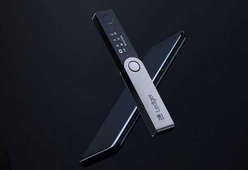 Аппаратный кошелек Ledger Nano X