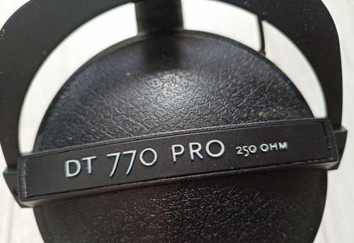 Beyerdynamic DT 770 PRO 250 ohm