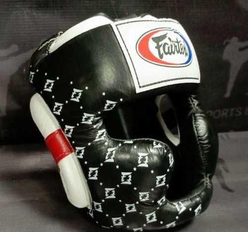 Боксерский шлем Fairtex Twins Top king