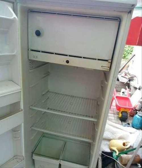 Холодильник бирюса бу однокамерный
