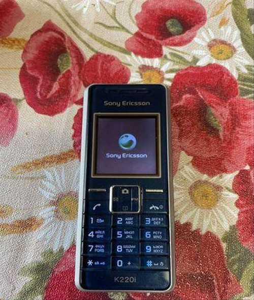 Телефон Sony Ericsson K220i
