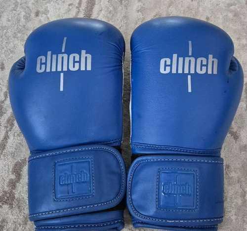 Боксерские перчатки 10 oz clinch синие