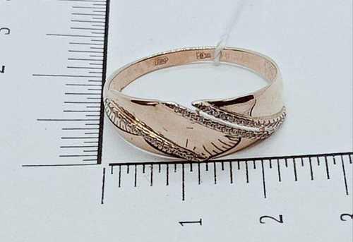 Золотое кольцо с фианитами 585