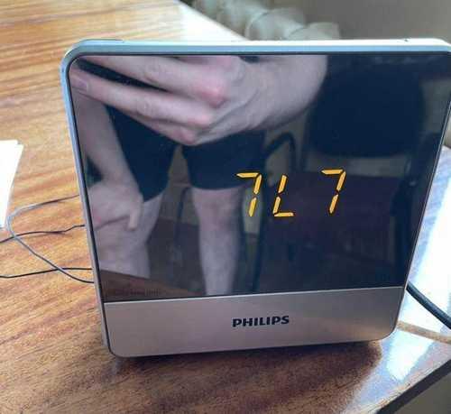 Радио с часами Philips