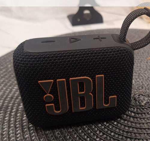 Колонка jbl go 4