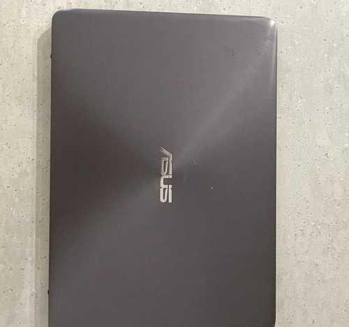 Asus zenbook UX305F