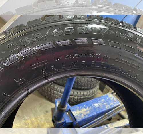 Nokian Tyres Hakkapeliitta 7 SUV 235/65 R17