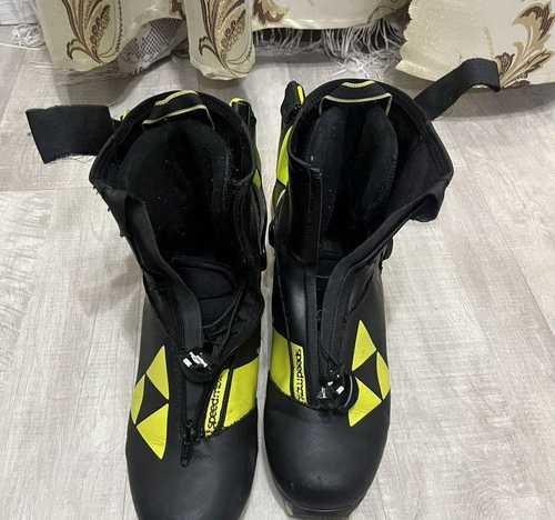 Лыжные ботинки fischer speedmax skate jr