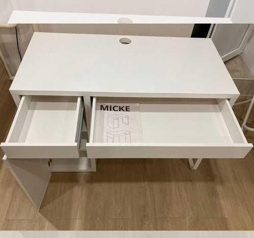 Письменный стол IKEA mikke