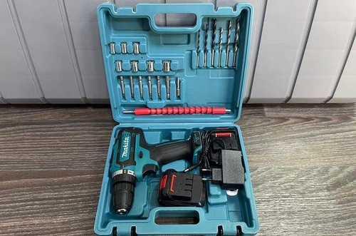 Шуруповерт Makita 18v, 38 Нм, 2 акб (с набором)
