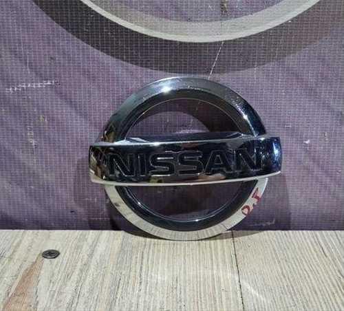 Эмблема Значок Nissan terrano D10