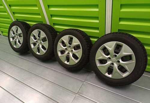 R15 Nokian Tyres Nordman 5 185/65, PCD 4x100 DIA 54.1