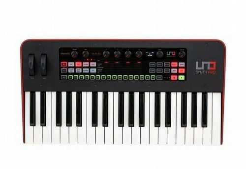 IK UNO Synth Pro синтезатор