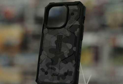 Чехол UAG Pathfinder SE с MagSafe для iPhone 15