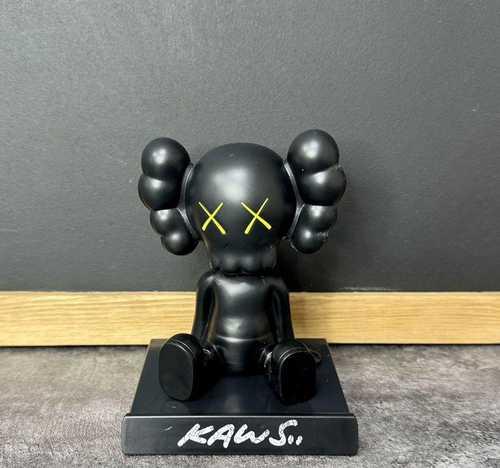 Фигурка Kaws 12 см