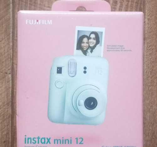 Fujifilm instax mini 12 camera
