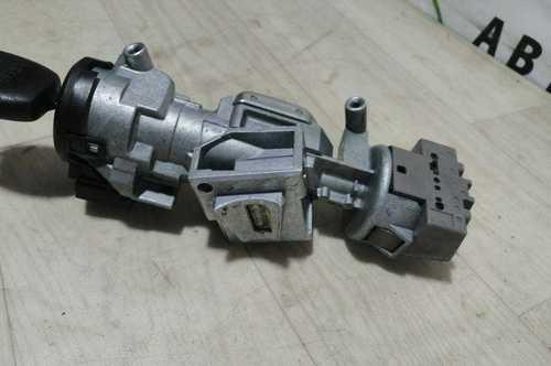 Замок зажигания Ford Focus 1.6L duratec-16V TI-VCT