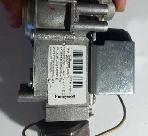 Клапан газовый Honeywell VK4100C1026