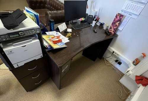 Офисный стол с тумбочкой