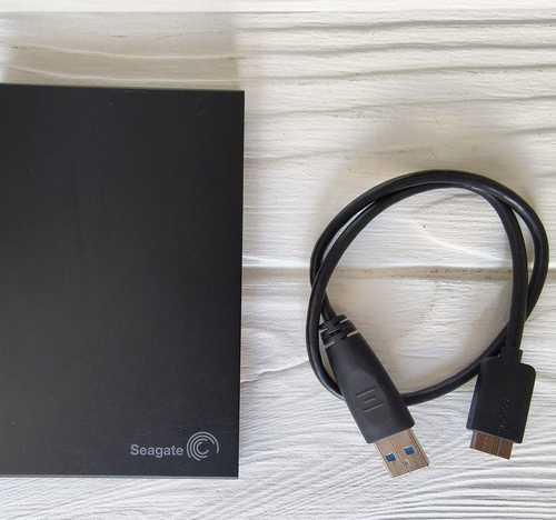 Внешний жесткий диск Seagate. HDD 2.5. 500GB. USB