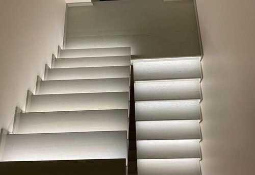 Умная подсветка лестницы