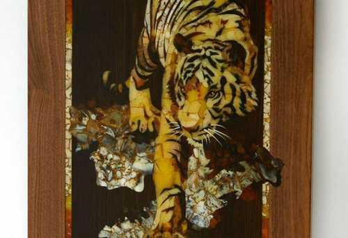 Панно из янтаря "Амурский тигр" Array