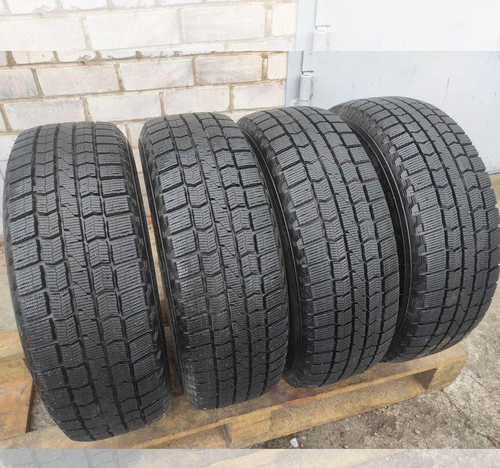 Maxxis SP3 Premitra Ice 195/65 R15