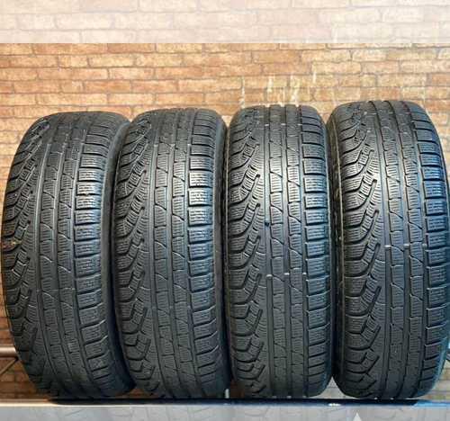 Pirelli Winter Sottozero II 215/60 R17