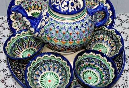 Узбекская посуда: ляганы, чайники, пиалы