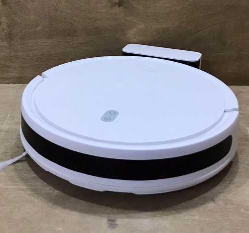 Робот-пылесос Xiaomi Robot Vacuum E10 EU, белый