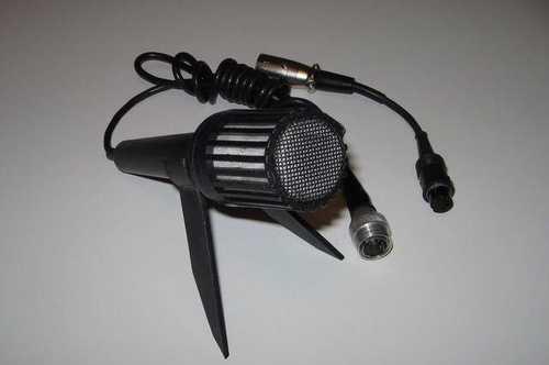Микрофон мд-380А с симметричным выходом