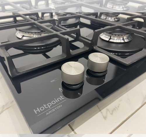 Италия Hotpoint-Ariston Газовая варочная панель