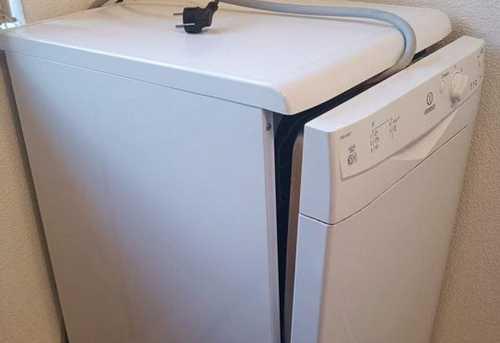 Посудомоечная машина Indesit DSG 0517