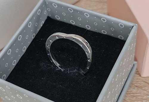 Серебряное кольцо pandora