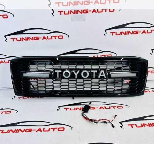 Решетка радиатора Toyota LC 100 в стиле 300