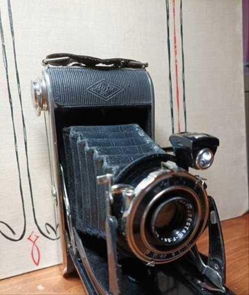 Старый фотоаппарат agfa billy record