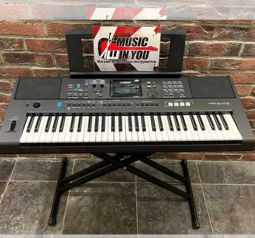 Синтезатор Yamaha PSR 473 + Стойка