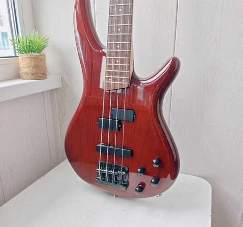 Бас гитара Ibanez SR600(Japan)