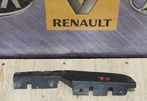 Дефлектор решетки радиатора Renault kaptur Лев