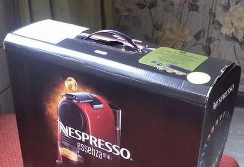 Кофемашина Nespresso Essenza mini EN85