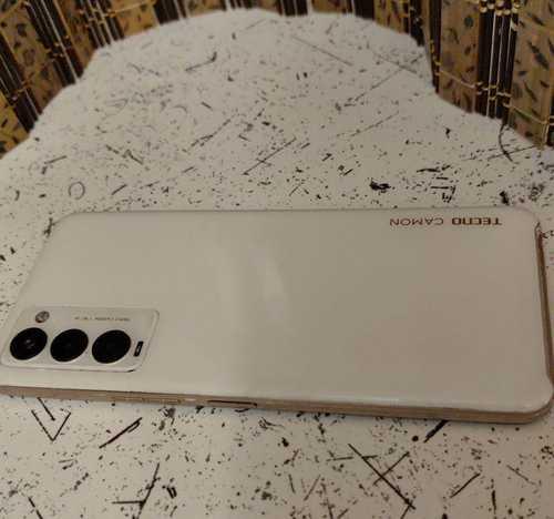 TECNO Camon 18, 6/128 ГБ