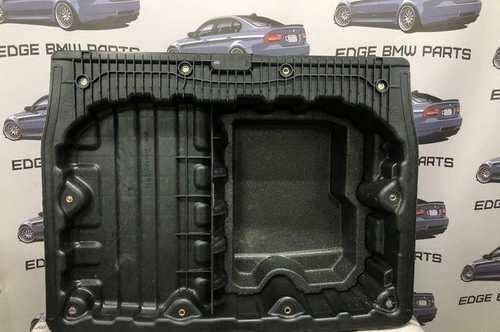 Поддон ниши багажника BMW E90 E91 E92