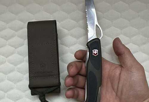 Нож victorinox RangerGrip 179