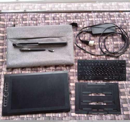 Wacom mobile studio pro 13